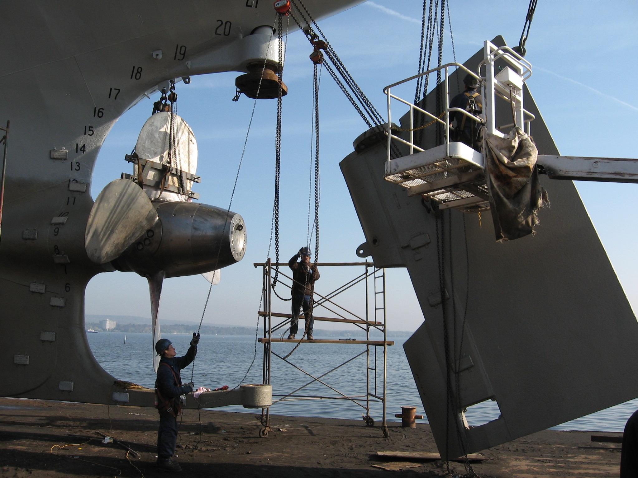 Services - Ontario Shipyards