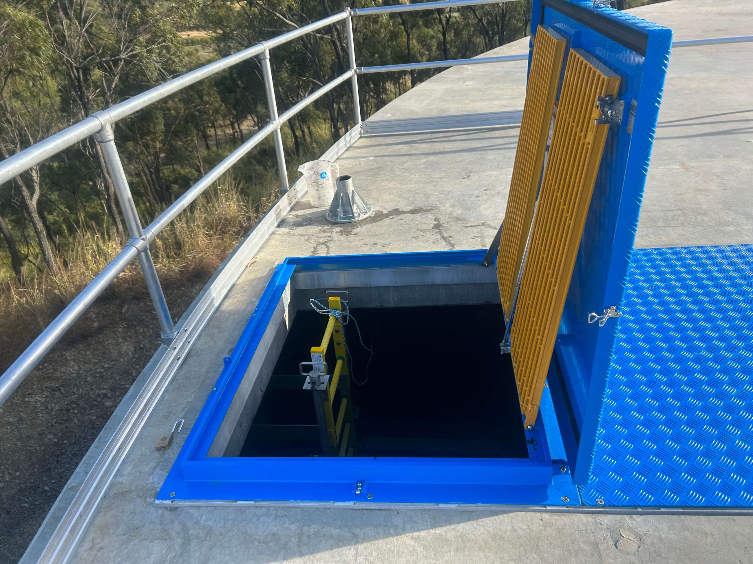 MP-RH Series - Flood-tight, Gas-tight Frame | Access Covers | Mass ...