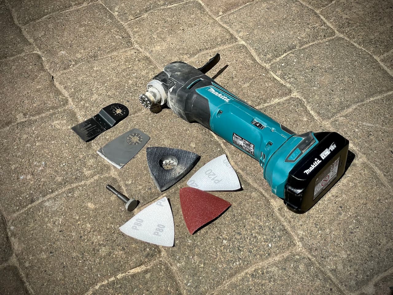 Makita Multitool DTM51Z im Test