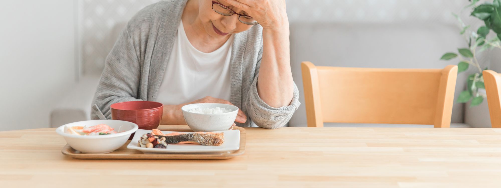 Dysgeusia: Causes, Symptoms, and Treatment