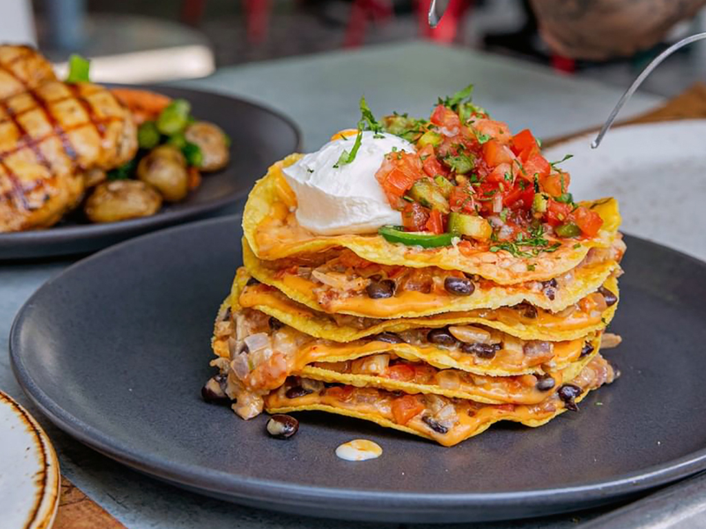 Catch-22 - Social Contemporary Eatery | The Beach - JBR, Dubai, UAE