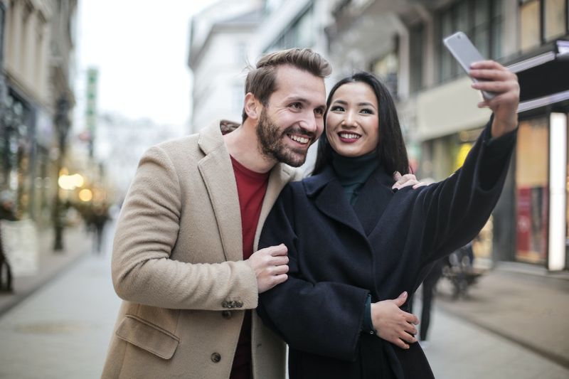 Experiences in Close Relationships Scale & Example | Free PDF Download