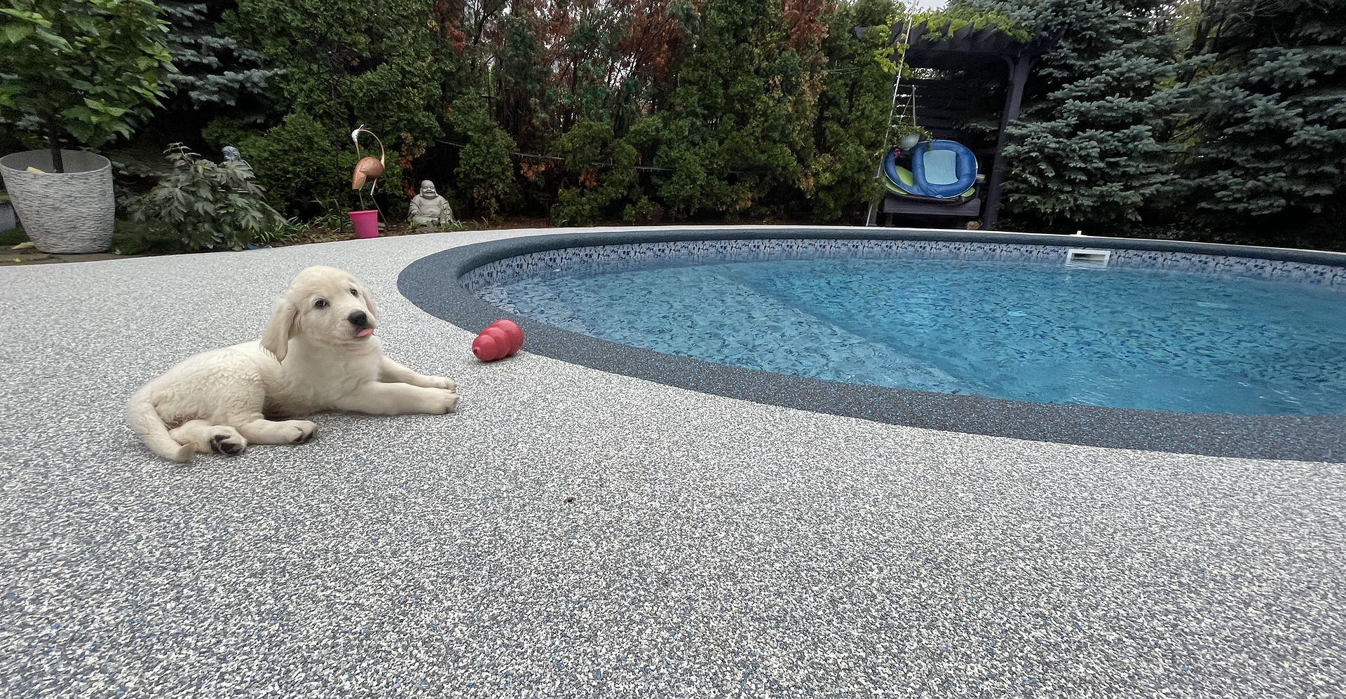 SafeFlex™ Rubber Pool Decking | Safescapes