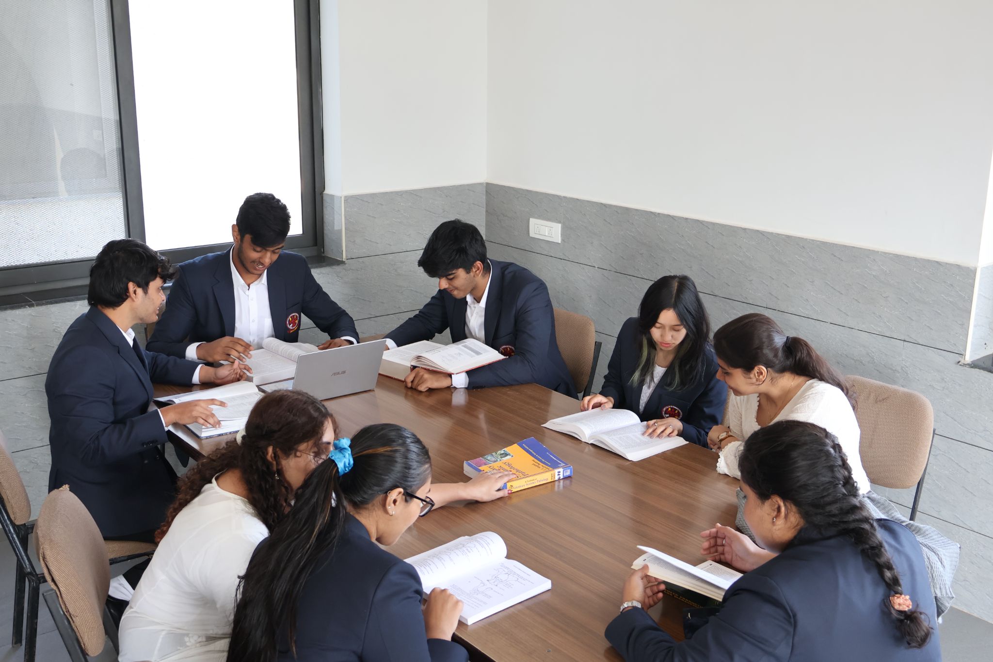 IIVER’s Student Life