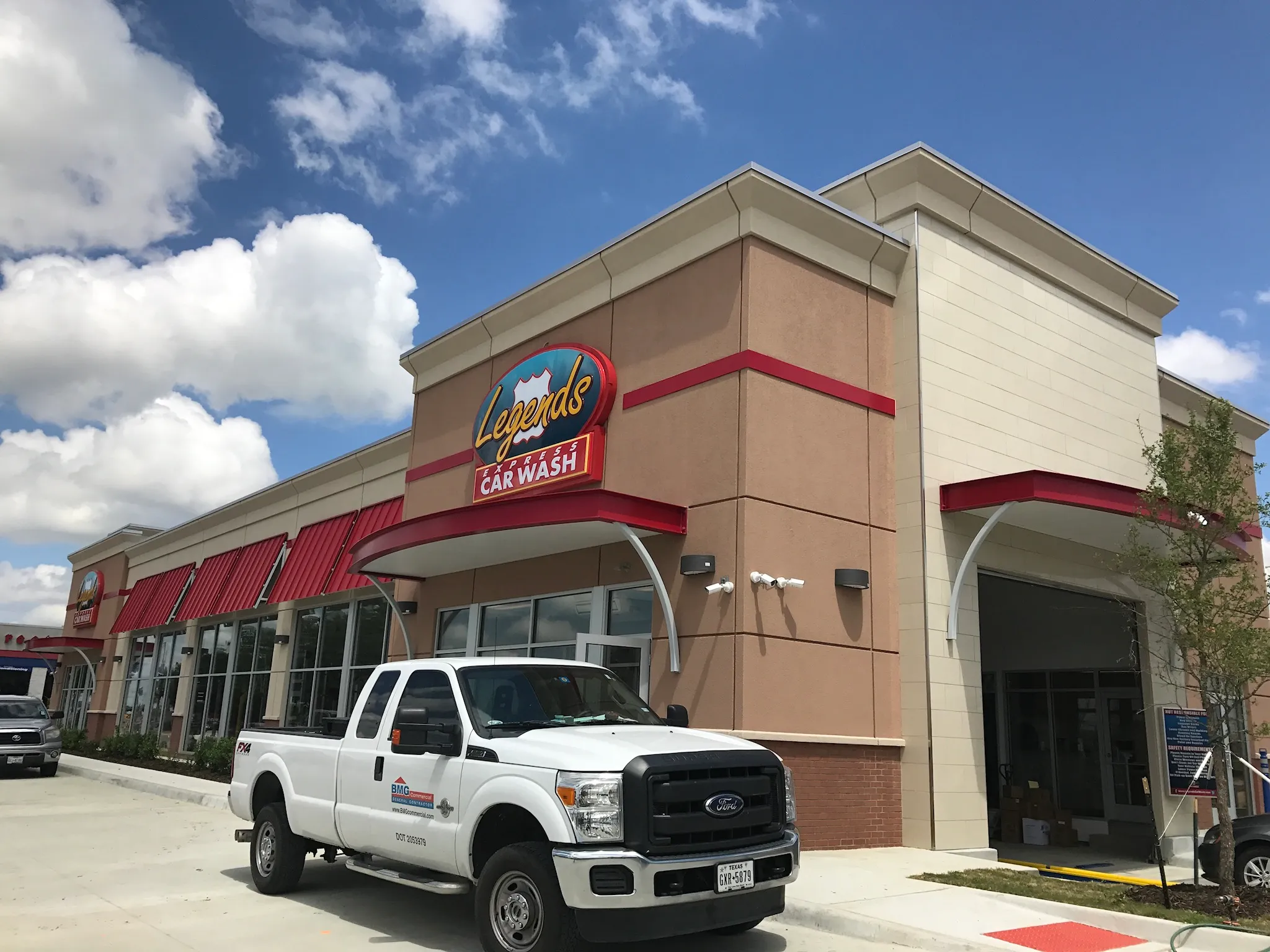 Legends Express | Investments | Buchanan Capital Partners