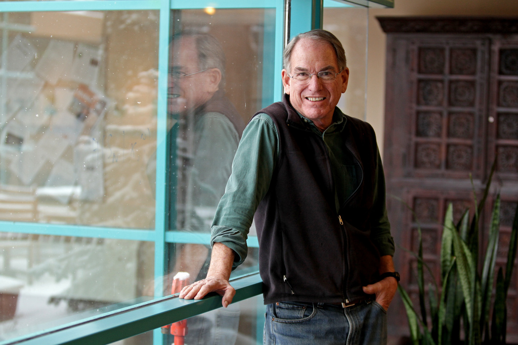 Sam Bowles receives the 2023 IEA Fellow Award