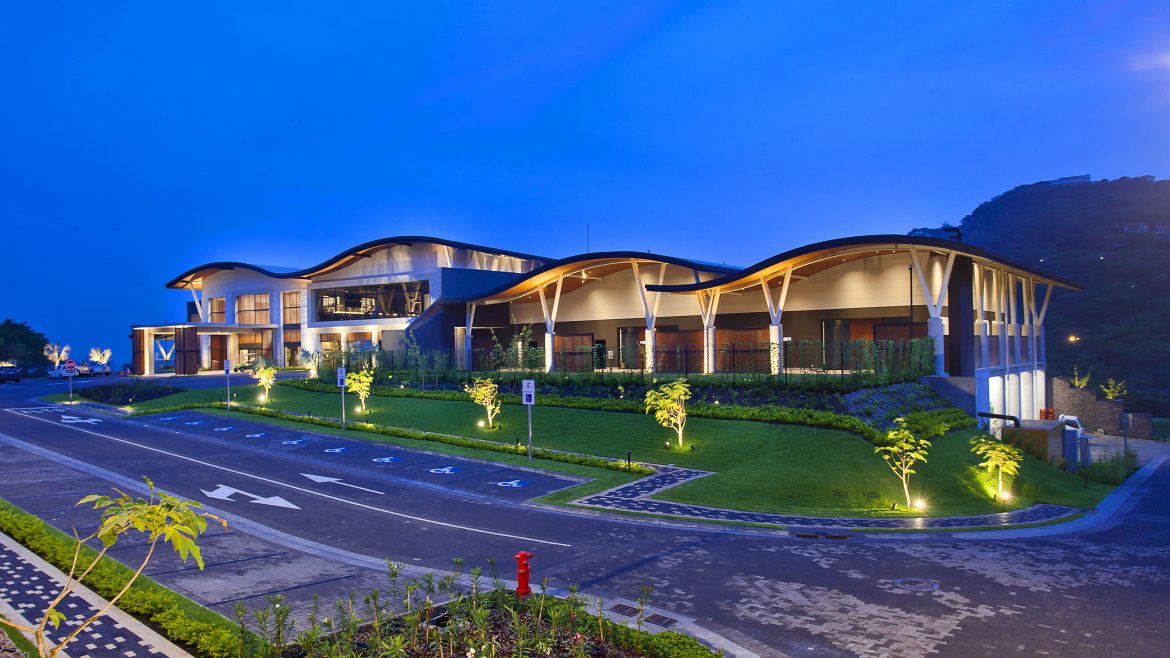 Santa Ana Country Club - Go Private Golf