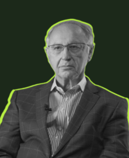 Learn from world renowned mentors and industry professionals