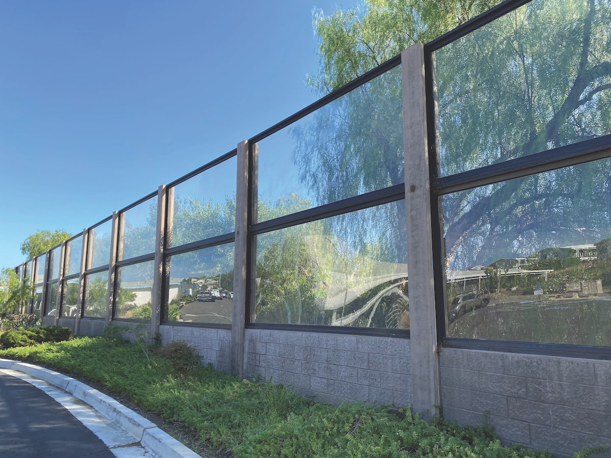 Systems - Superior Transparent Noise Barriers