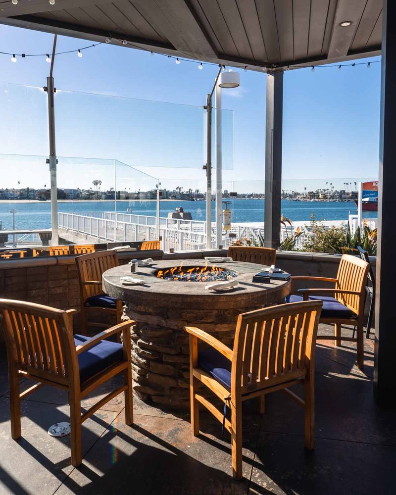 Long Beach's Waterfront Restaurant - Boathouse on the Bay