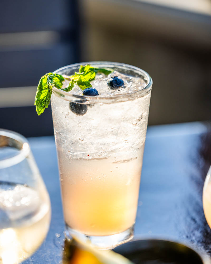 Refreshing Cocktails & Drinks | Boathouse on the Bay Long Beach