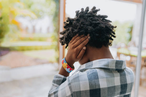 Understanding Sensitivity to Noise in Autism