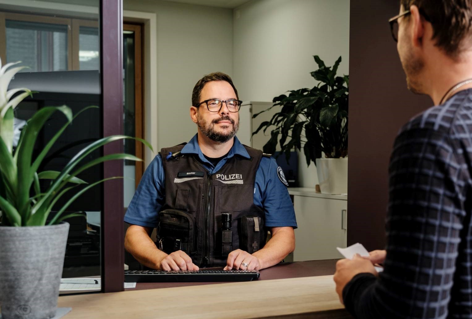 Polizei Region Meilen | Portrait der KomPol Zürich