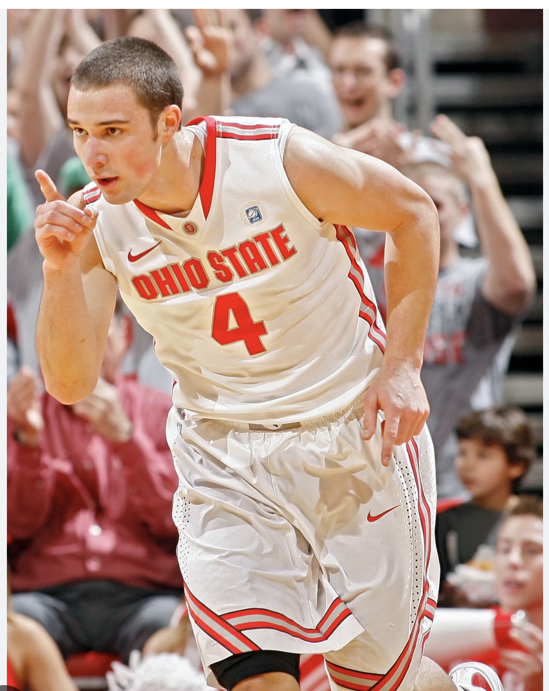 B10 - Host | Aaron Craft