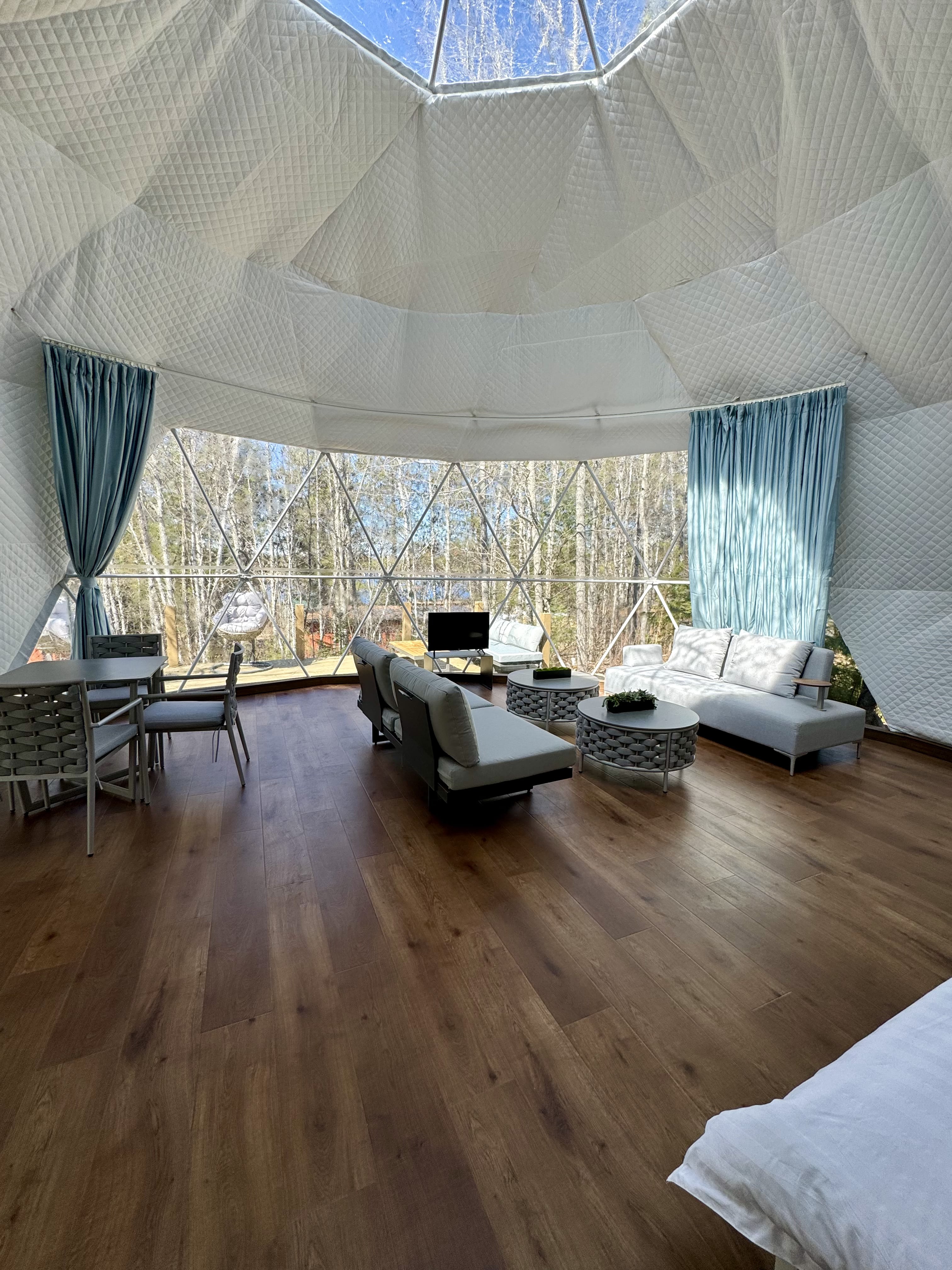 Algonquin's Edge Resort | Book Domes