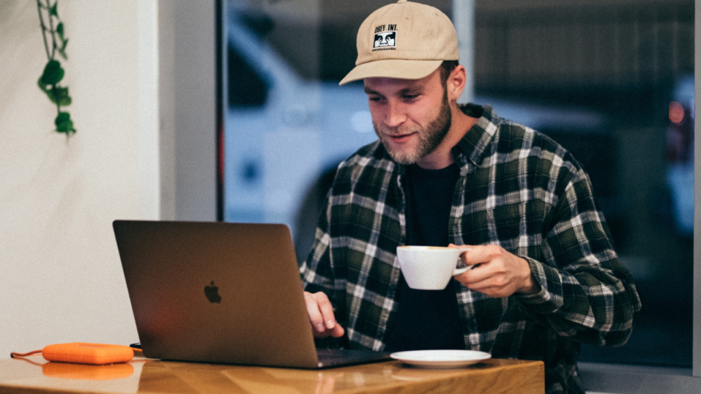 Comment relancer efficacement un devis par mail ? Conseils et exemple