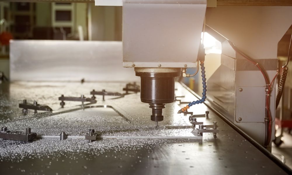 How Tramp Oil Can Damage Your Machining Equipment | EdjeTech