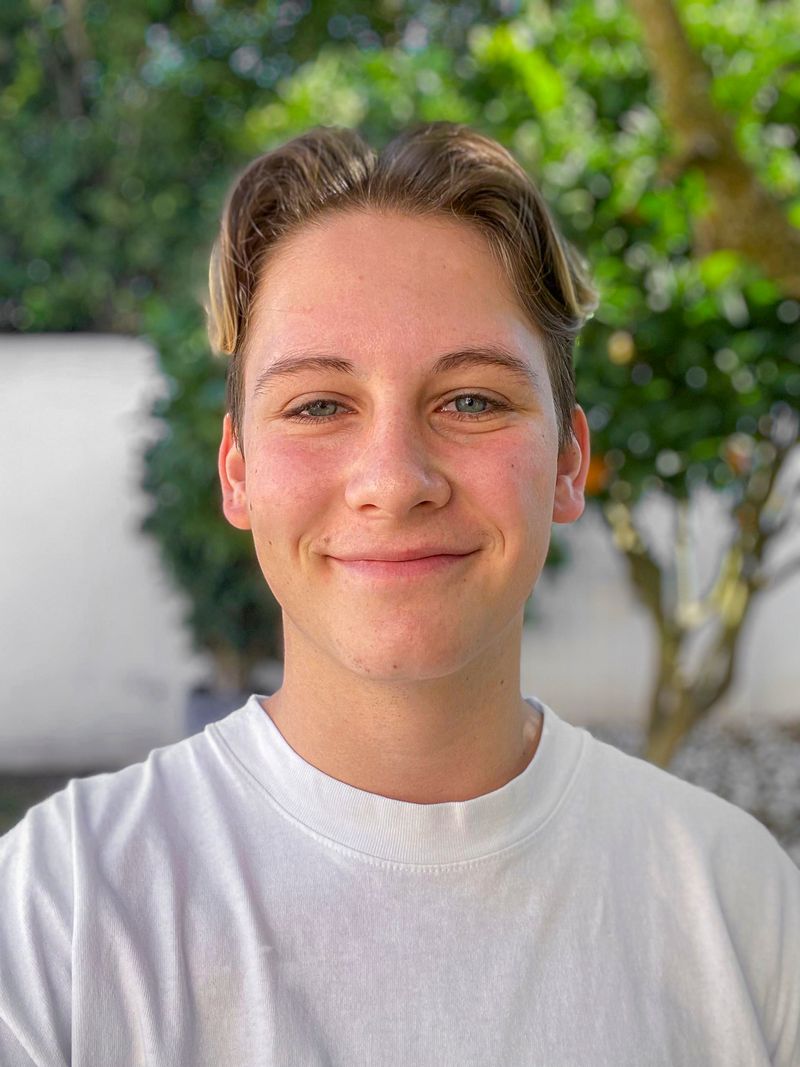 Elijah Delporte | Turn Your Clothing Brand into a Community