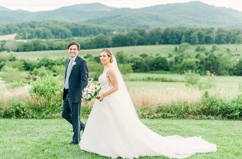 Sarah & Justin's Charlottesville Wedding at Pippin Hill Farm & Vineyards