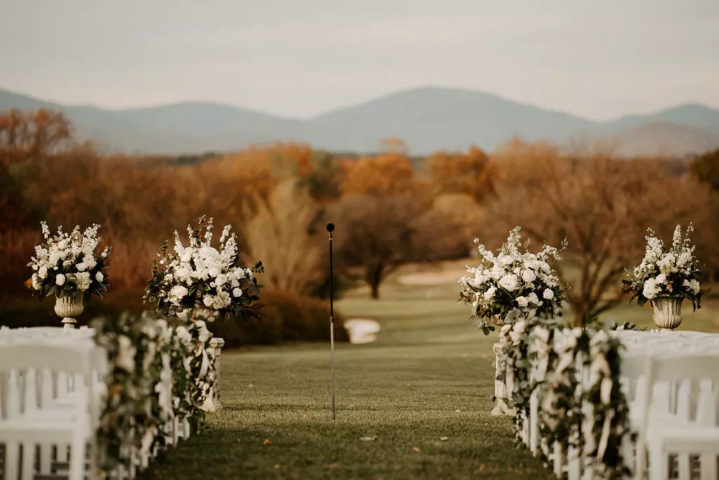 Farmington Country Club - Wedding Venue in Charlottesville, VA | Novela