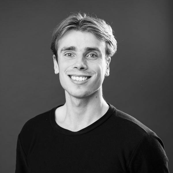 About us | Making quantum hardware available to all