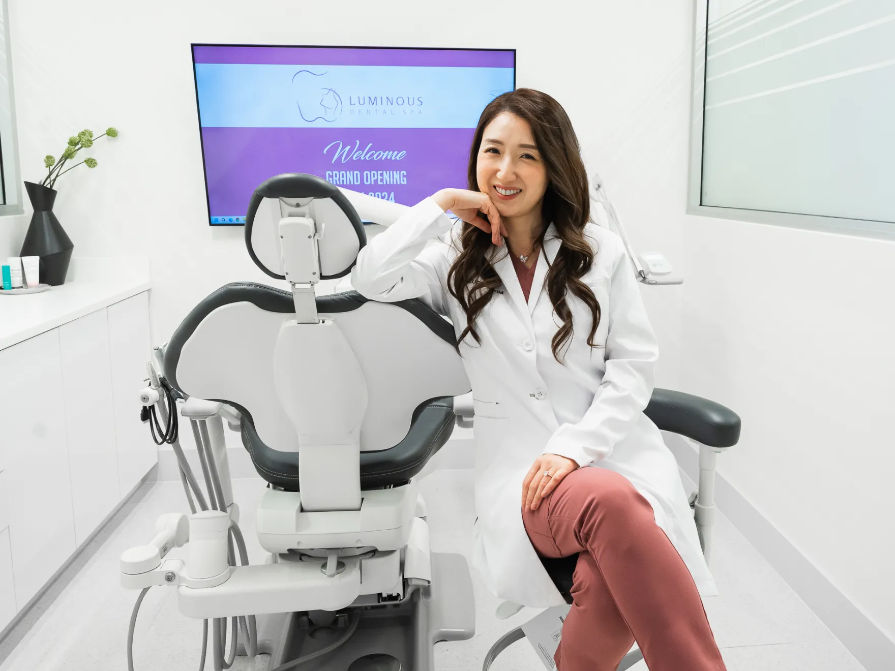 Porcelain Veneers | Cosmetic Dentistry | Luminous Dental Spa