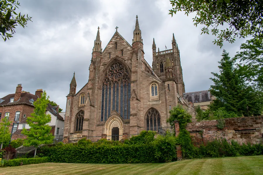 Worcester Cathedral Pilgrimage in a Day - British Pilgrimage Trust