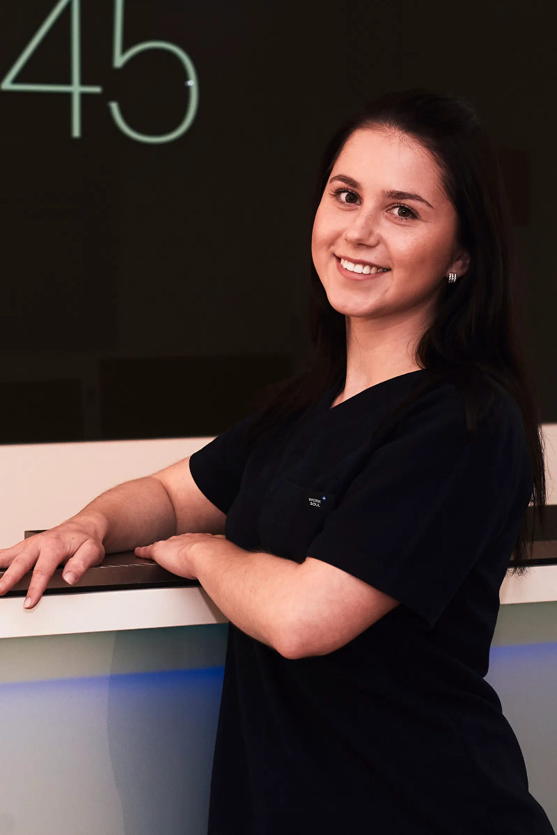 Our team at BISS45: experts for your smile