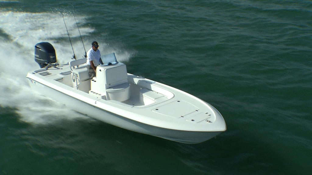 12 Best Bay Boats (Includes Photos, Features & Reviews!)