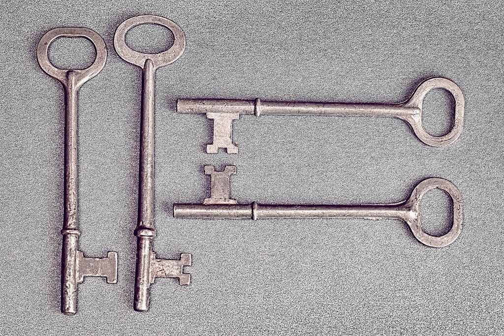 22 of the Weirdest Things Ever Found in Hotel Rooms!