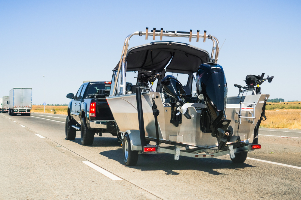 Do I Need Plates On My Boat Trailer? (State By State Laws!)
