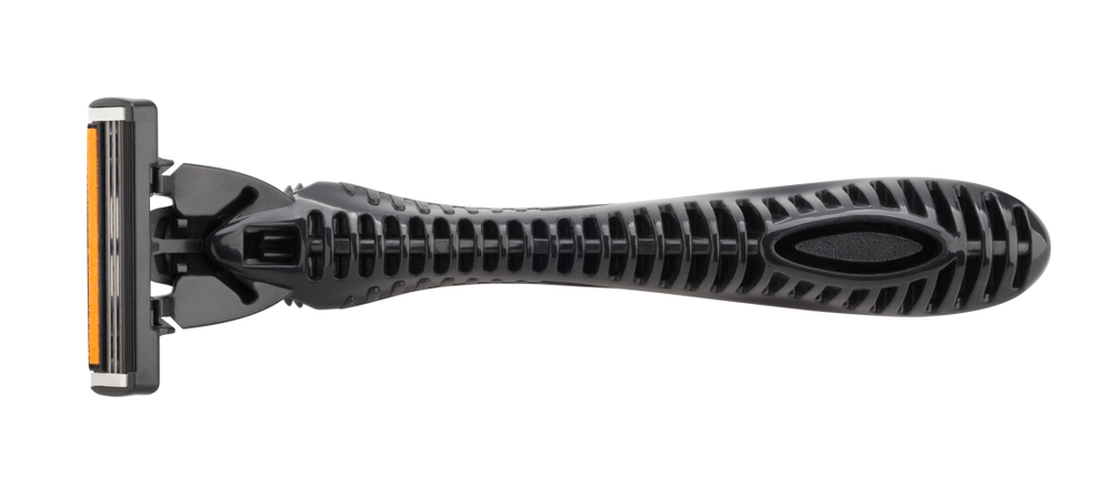 Can You Bring A Razor On A Plane? (What Does The TSA Have To Say?)