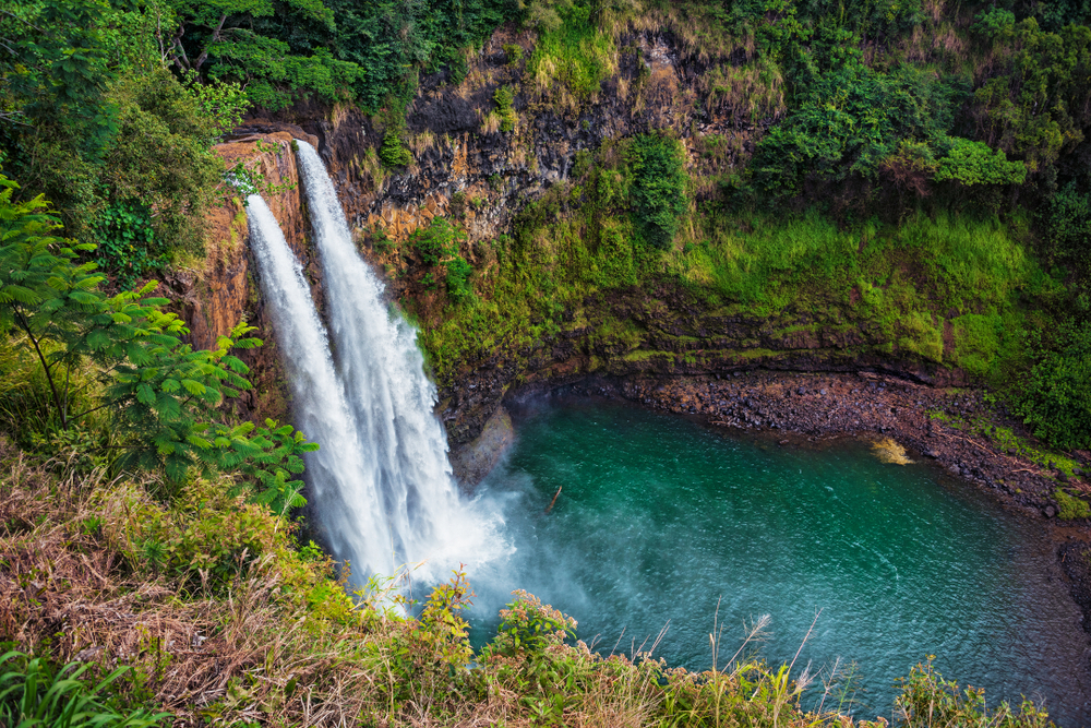 12 Best Waterfalls in Maui (Highest & Most Beautiful)