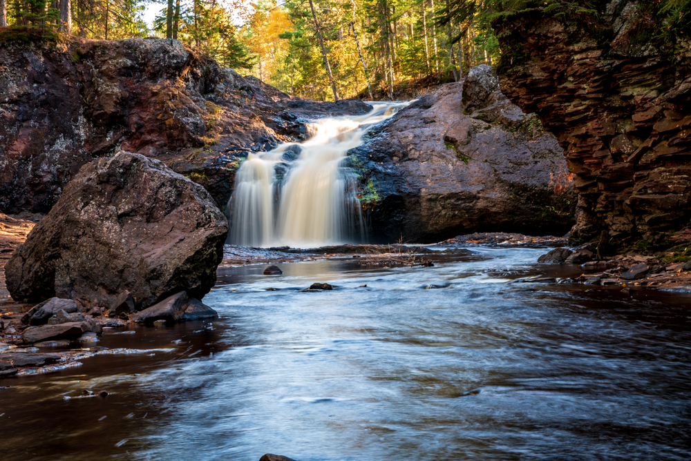 15 Best Waterfalls In Wisconsin (Highest & Most Beautiful)