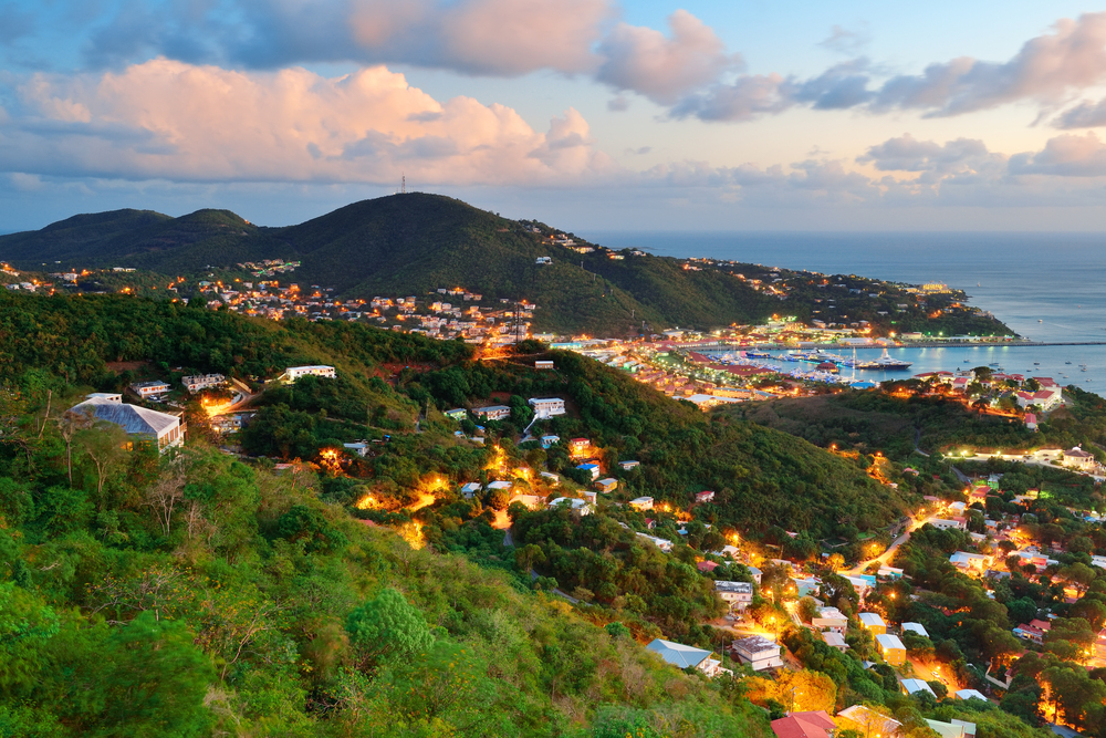 Best Time to Visit St. Thomas (Best Weather, Beaches & Events)