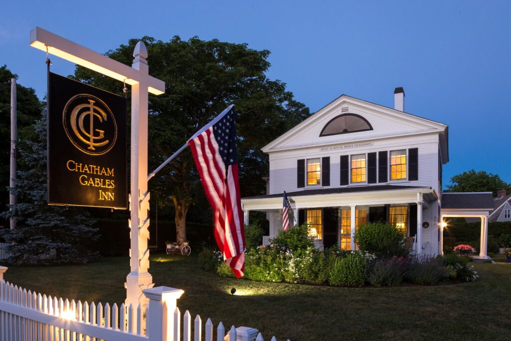 34 Best Romantic Getaways In Massachusetts (Hotels, Resorts, & Spas)