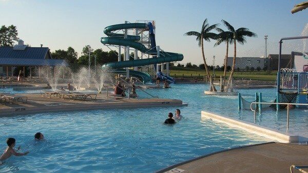 15 BEST Water Parks In Kentucky (Most Relaxing Summer Spots!)