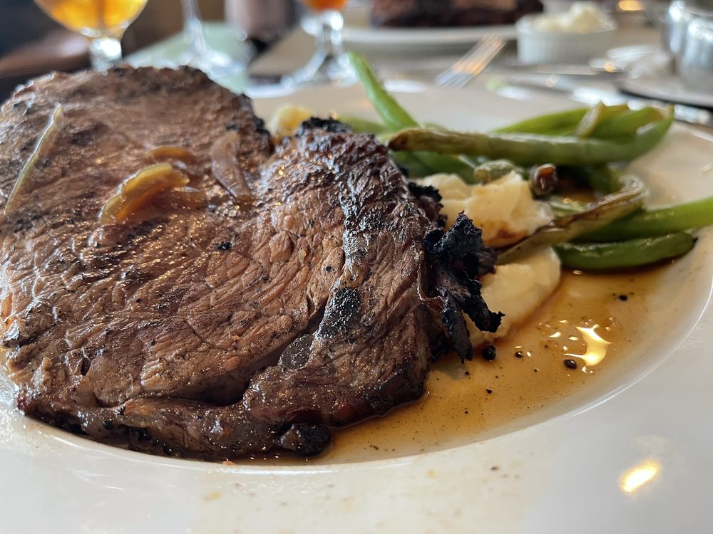 20 BEST Restaurants in North Conway, NH (Unique Flavors For Everyone!)