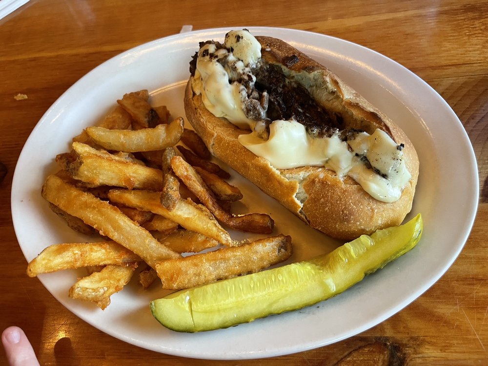 20 BEST Restaurants in North Conway, NH (Unique Flavors For Everyone!)