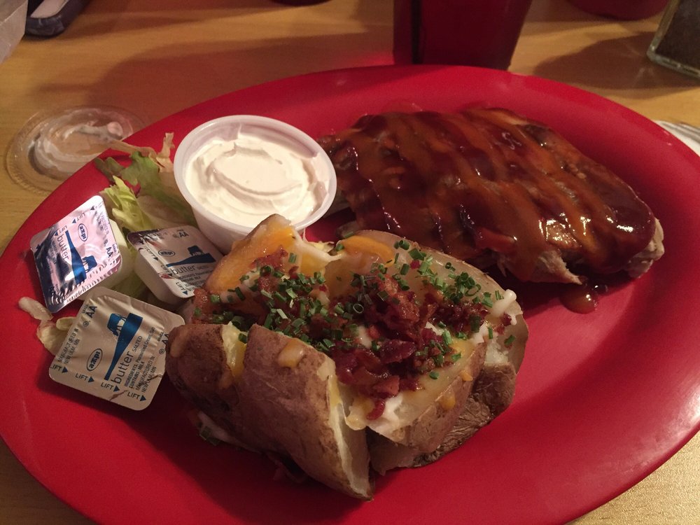 20 BEST Restaurants in North Conway, NH (Unique Flavors For Everyone!)