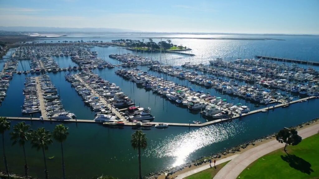 15 Best Liveaboard Marinas in California (Recommendations by the Pros!)