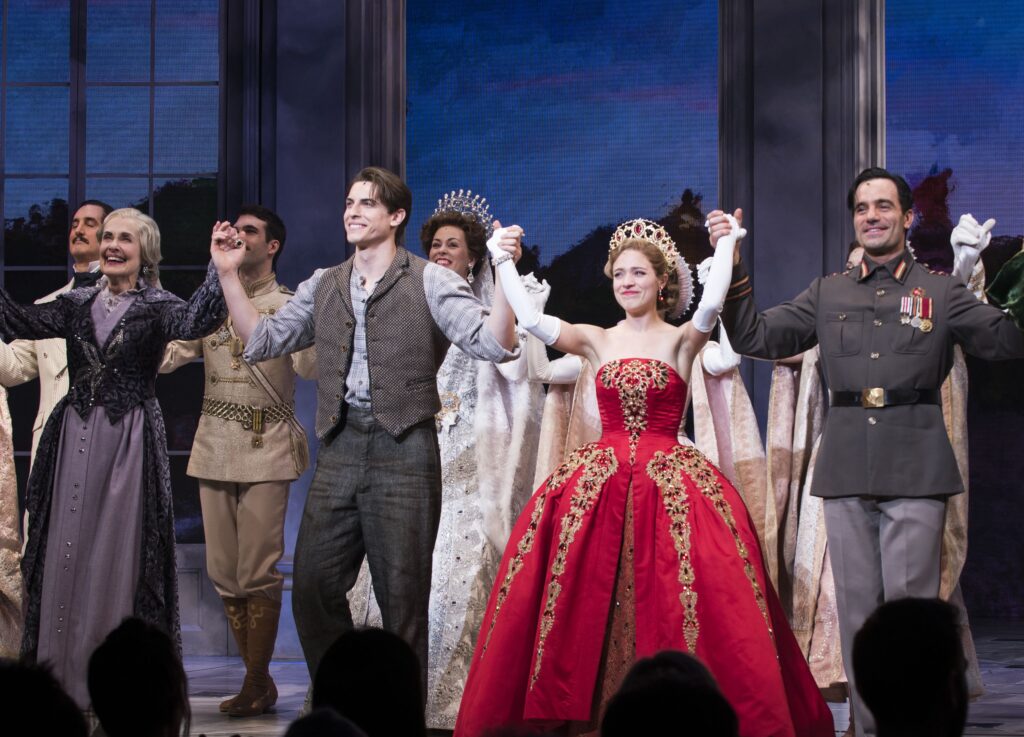 What To Wear To a Broadway Show (Insights From An Expert!)