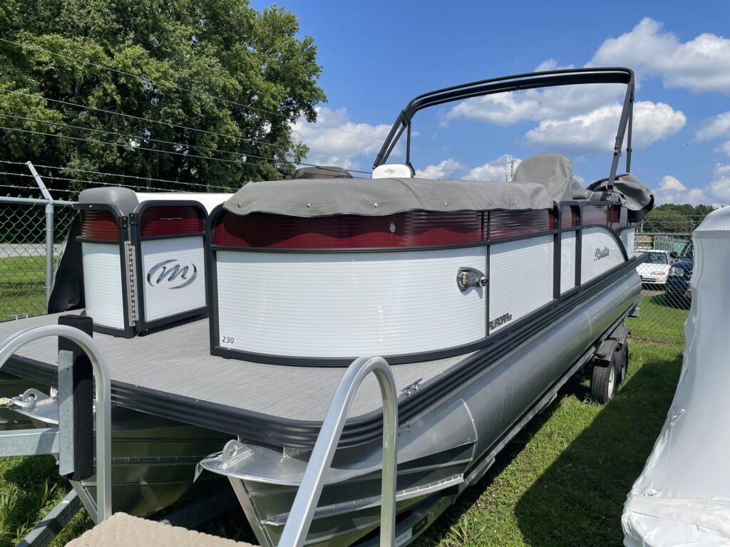 15 Best Pontoon Boat Brands Available (Includes Amazing Features!)