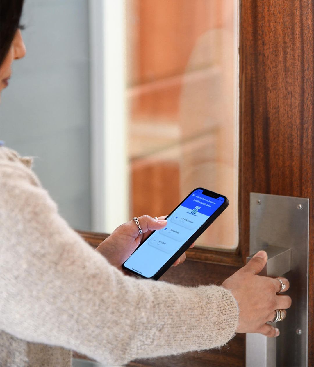 Gatewise • Open Gates and Amenity Doors with a Smartphone