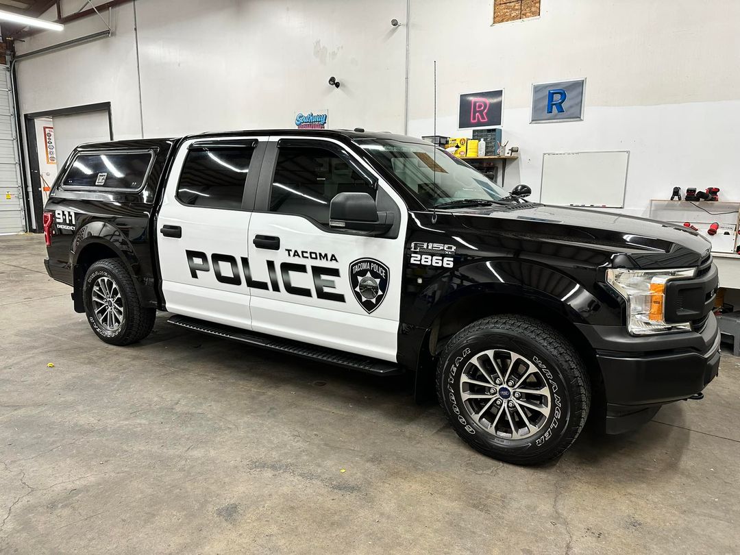 Larsen Sign Company | Home