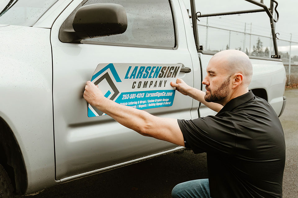 Larsen Sign Company | Home