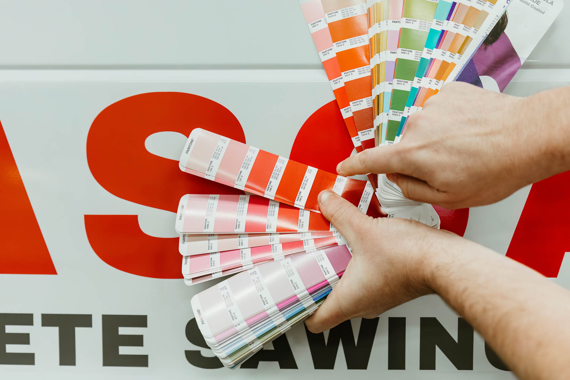 Larsen Sign Company | Miscellaneous Services