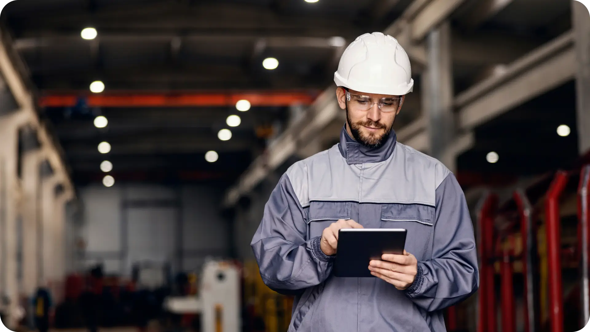 Mastering Complexity in Multi-Shift Manufacturing with Video Training