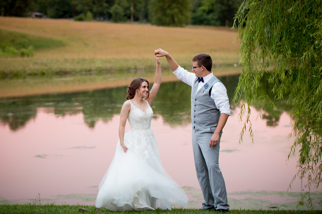 Rhonda & Mason | A mix of modern and western wedding | Epic Photo + Video