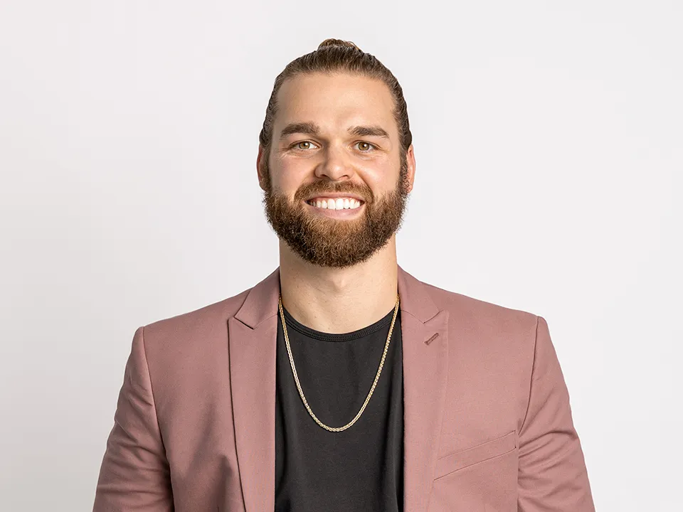 Why Choose Meraki Solar: People-Focused Solar Solutions